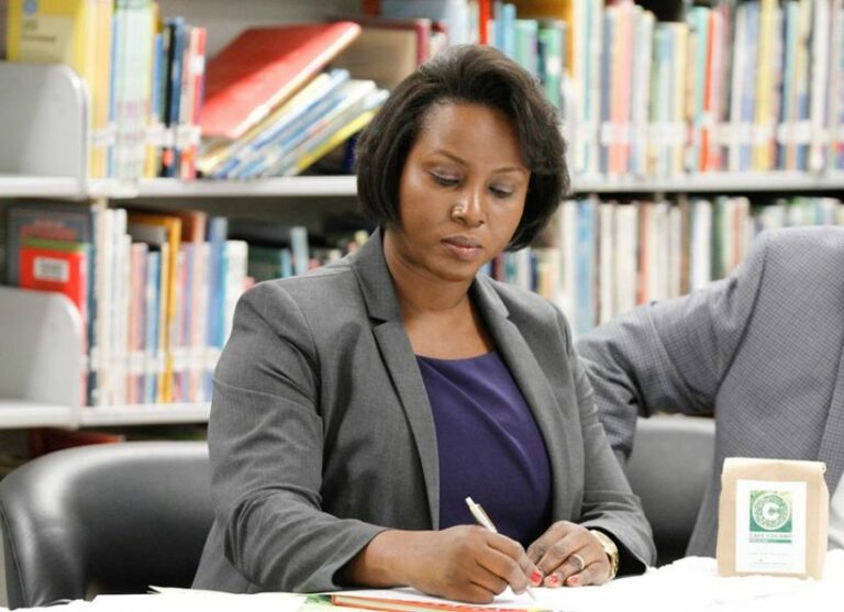 Martine Moïse entend défendre l'action de Jovenel - METROPOLE